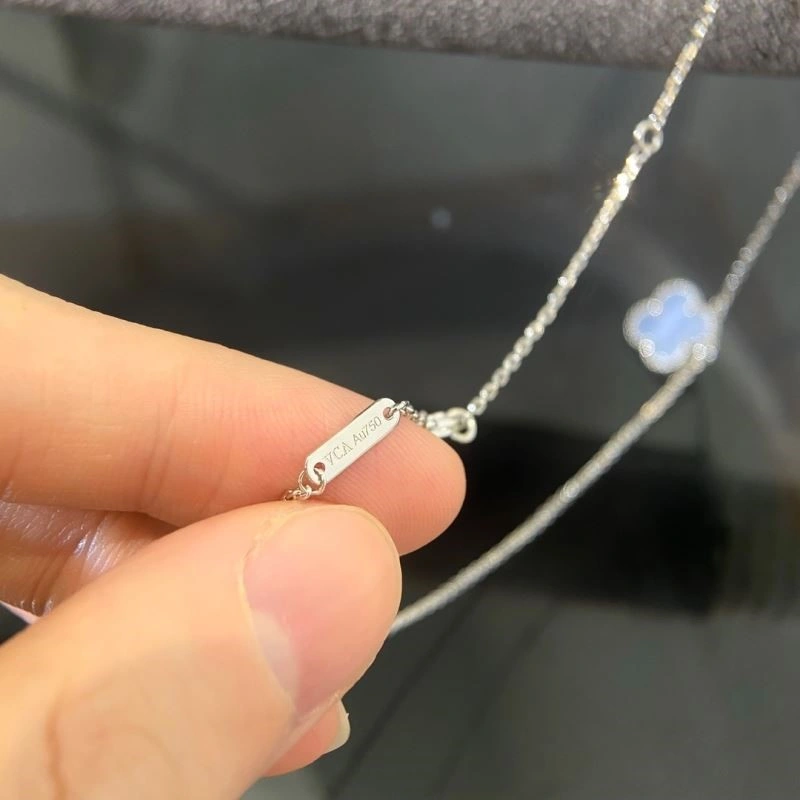 Factory-made Vca Necklaces