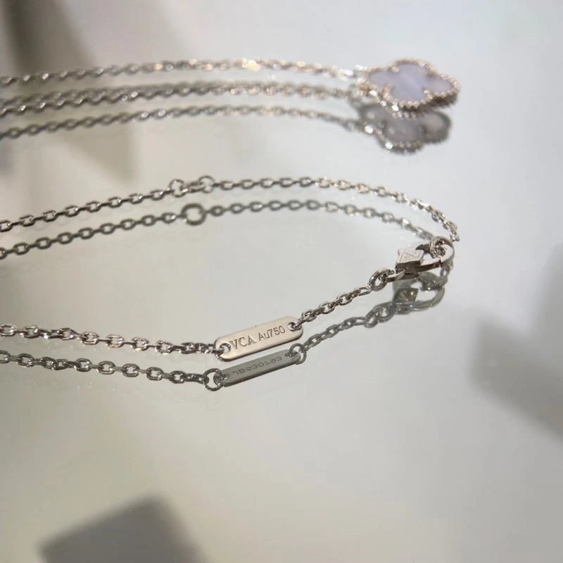 Factory-made Vca Necklaces