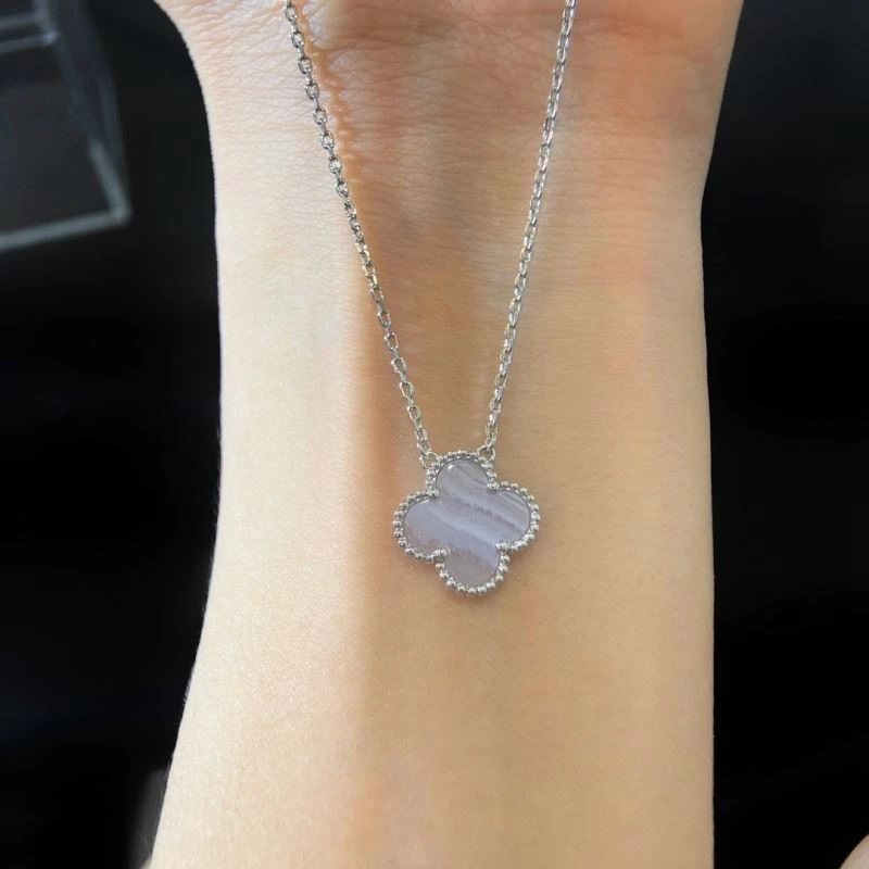 Factory-made Vca Necklaces