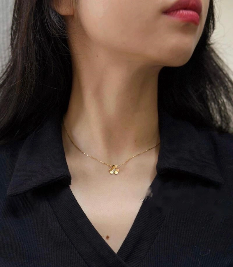 High fidelity Vca Necklaces