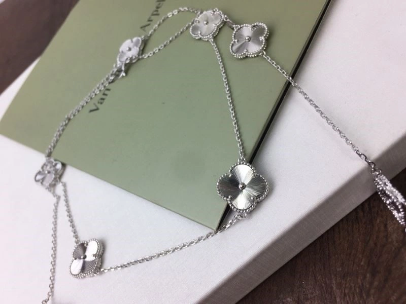 Precise copy Vca Necklaces