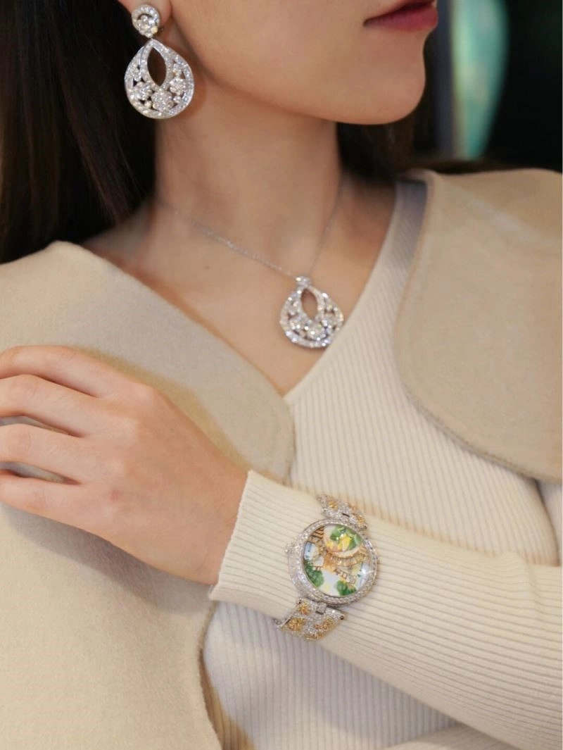 Reasonably priced Vca Necklaces