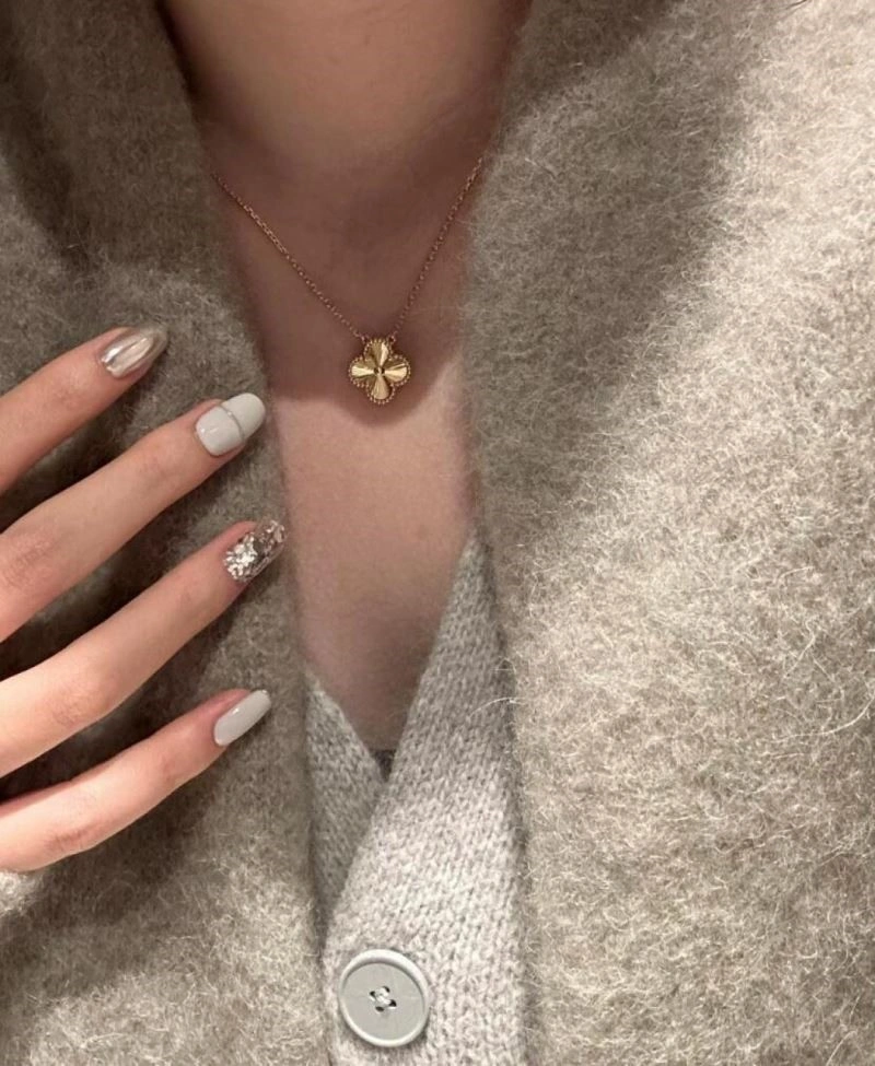 Vca Necklaces