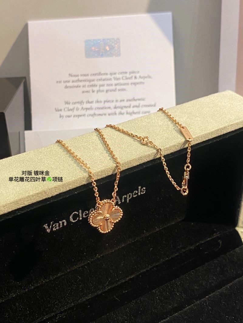 Precise copy Vca Necklaces