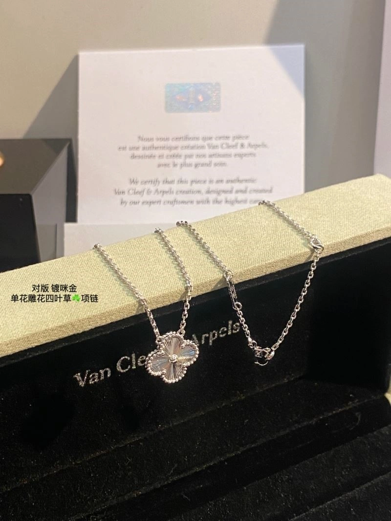 Precise copy Vca Necklaces