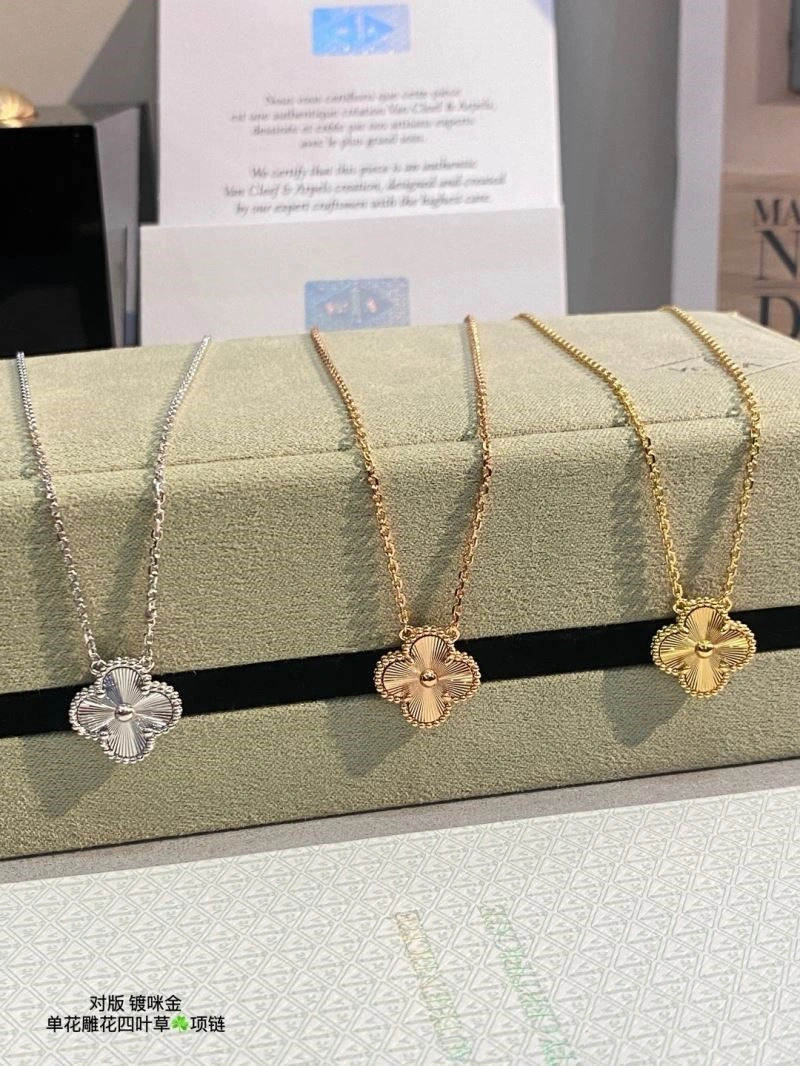 Precise copy Vca Necklaces