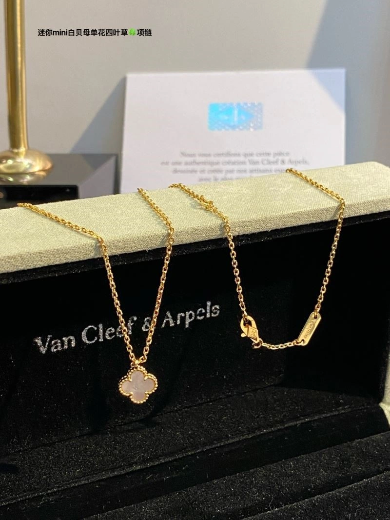 Mirror quality Vca Necklaces