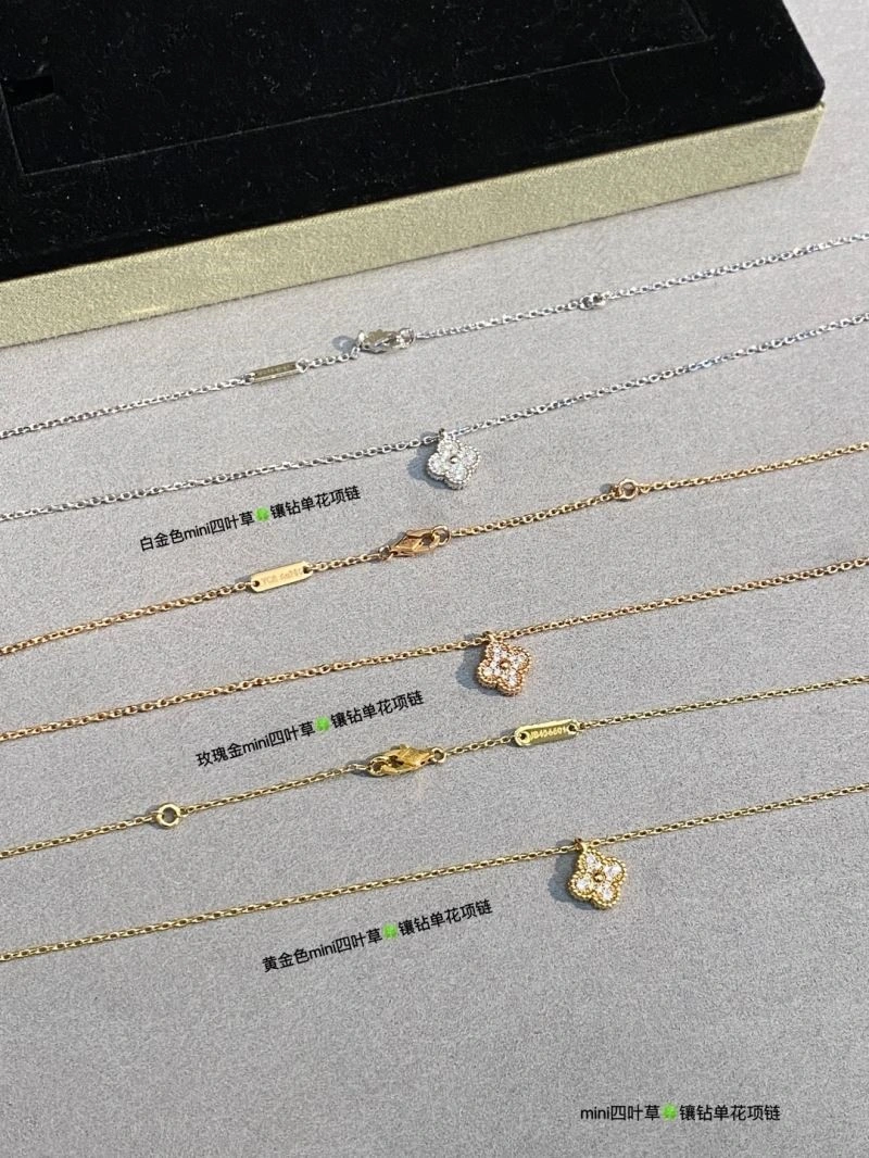 Low-cost Vca Necklaces