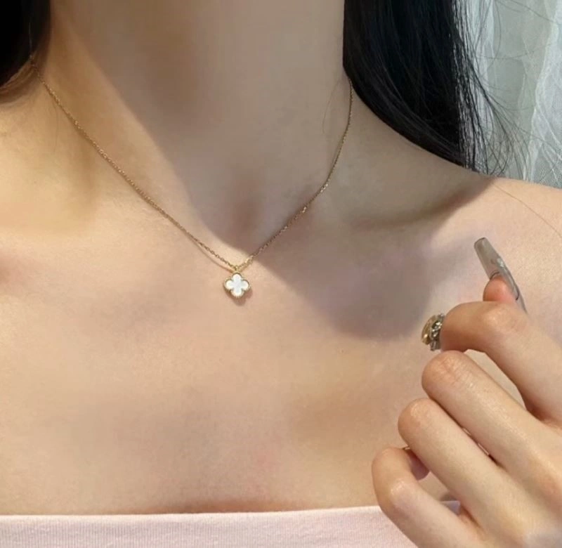 Vca Necklaces