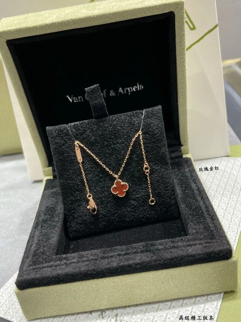 Top match Vca Necklaces