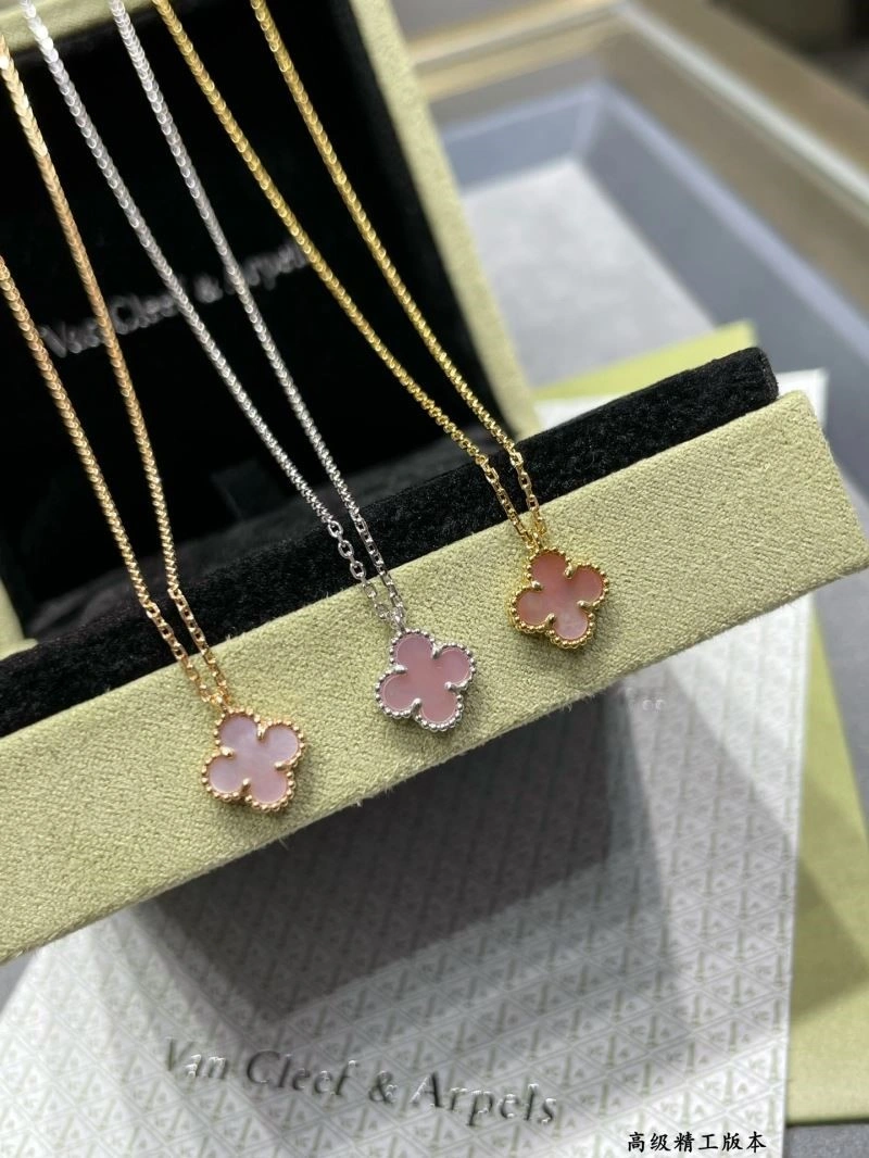 Precise copy Vca Necklaces