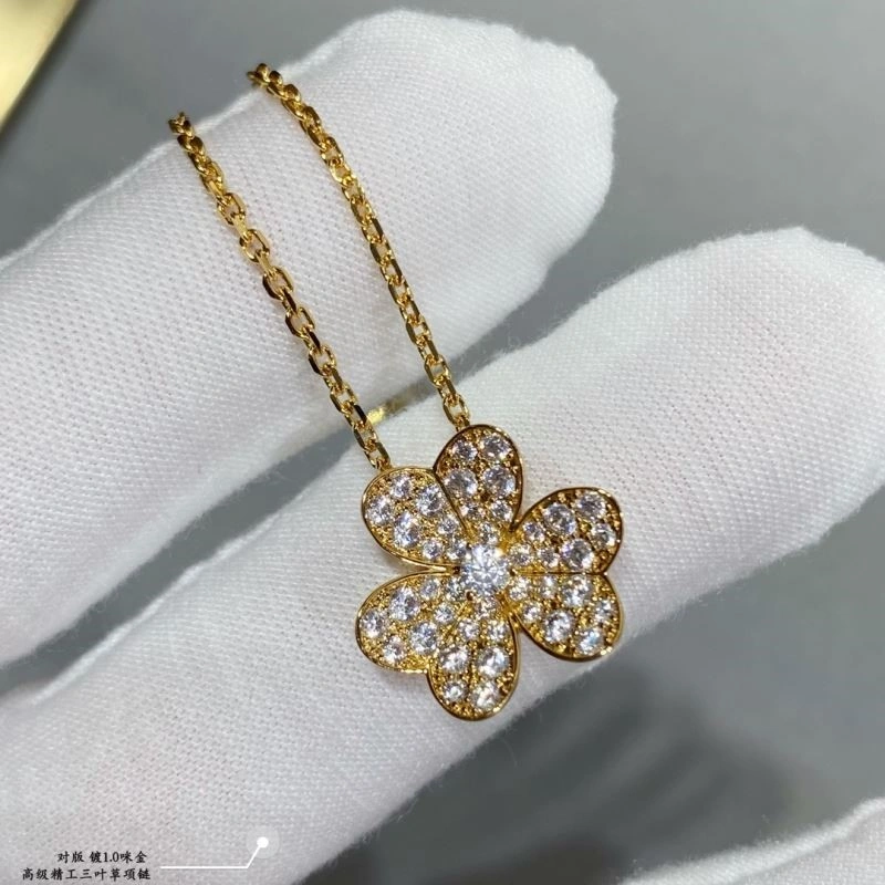 Mirror quality Vca Necklaces