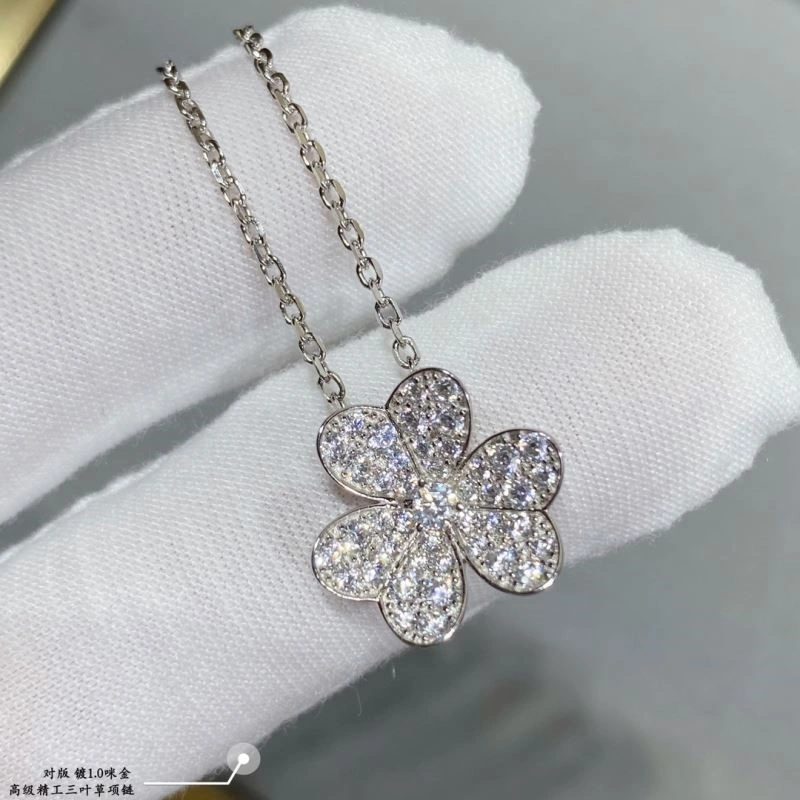 Mirror quality Vca Necklaces