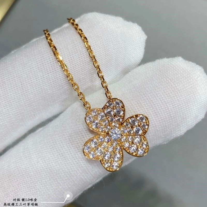 Mirror quality Vca Necklaces