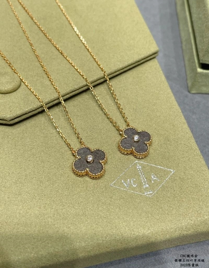 Factory-made Vca Necklaces