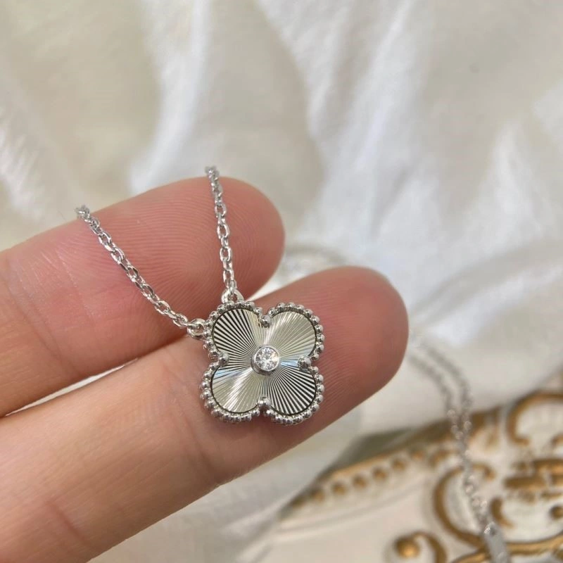 Top mirror Vca Necklaces