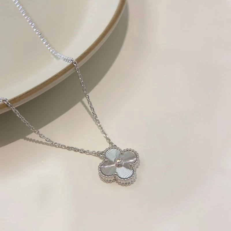 Top mirror Vca Necklaces