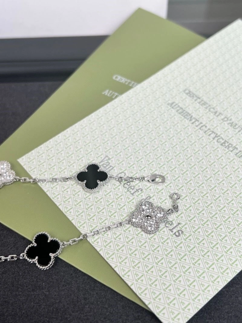 Brand-authenticated Vca Necklaces