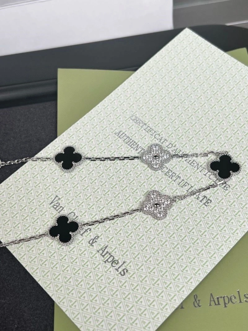 Brand-authenticated Vca Necklaces