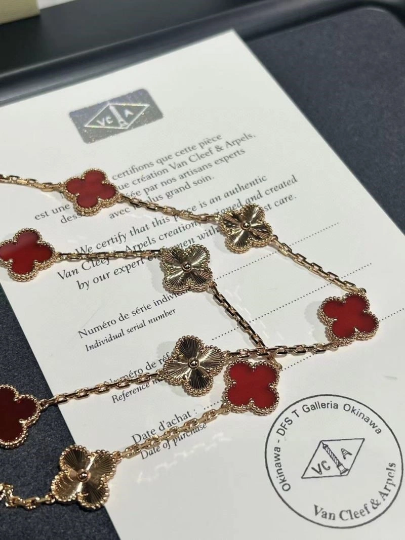 OEM Vca Necklaces