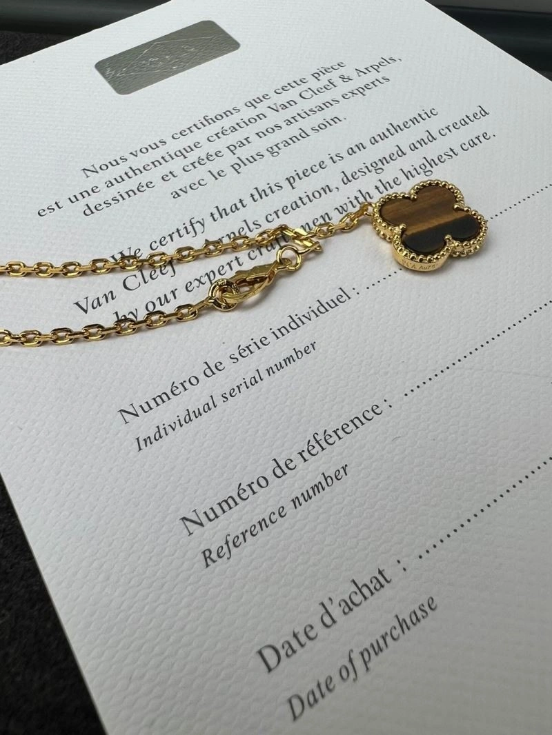 High fidelity Vca Necklaces