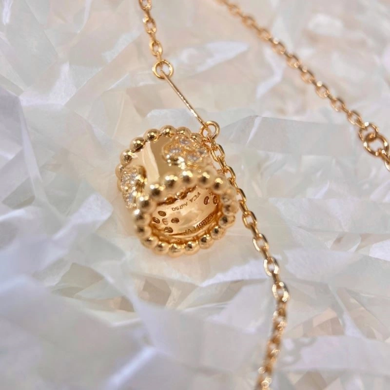 High accuracy Vca Necklaces
