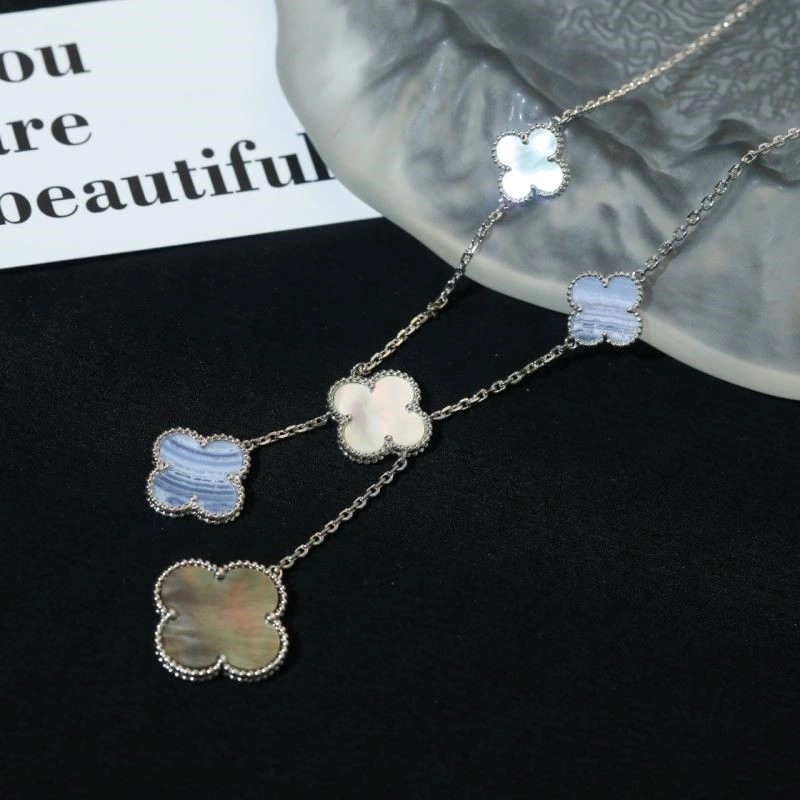 Cut-rate Vca Necklaces