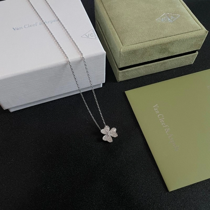 Mirror quality Vca Necklaces