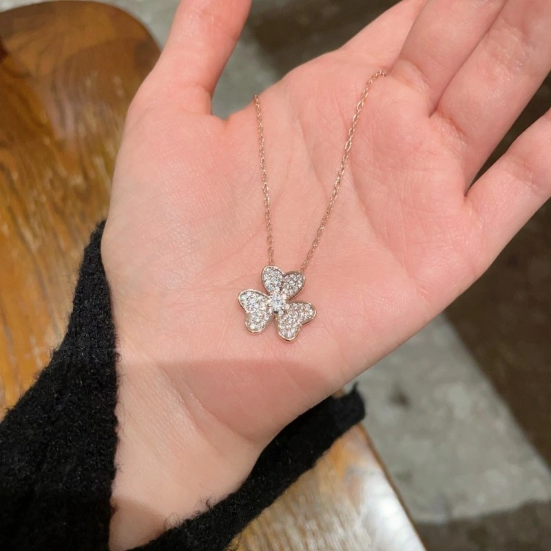 Brand-authenticated Vca Necklaces