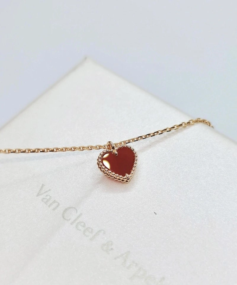 Cut-rate Vca Necklaces