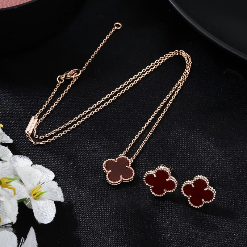 Vca Necklaces