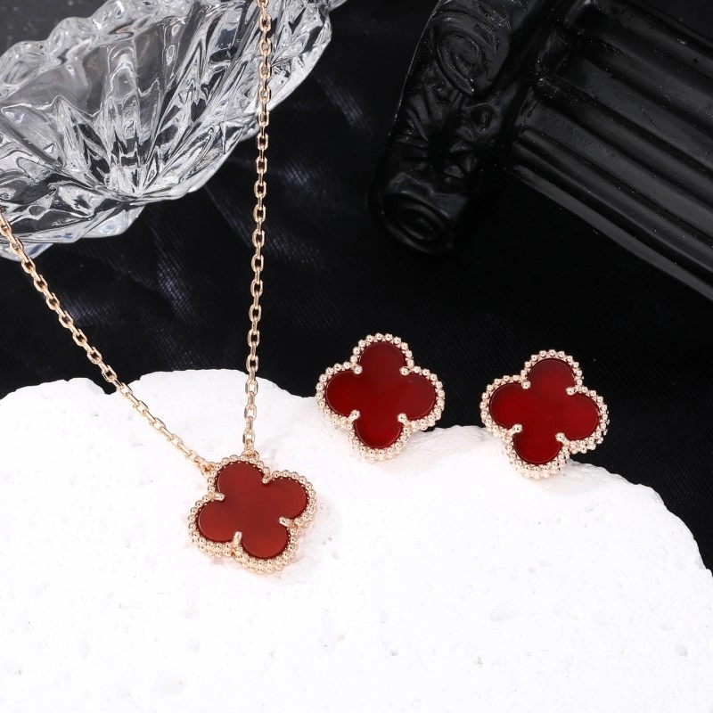 Value-priced Vca Necklaces