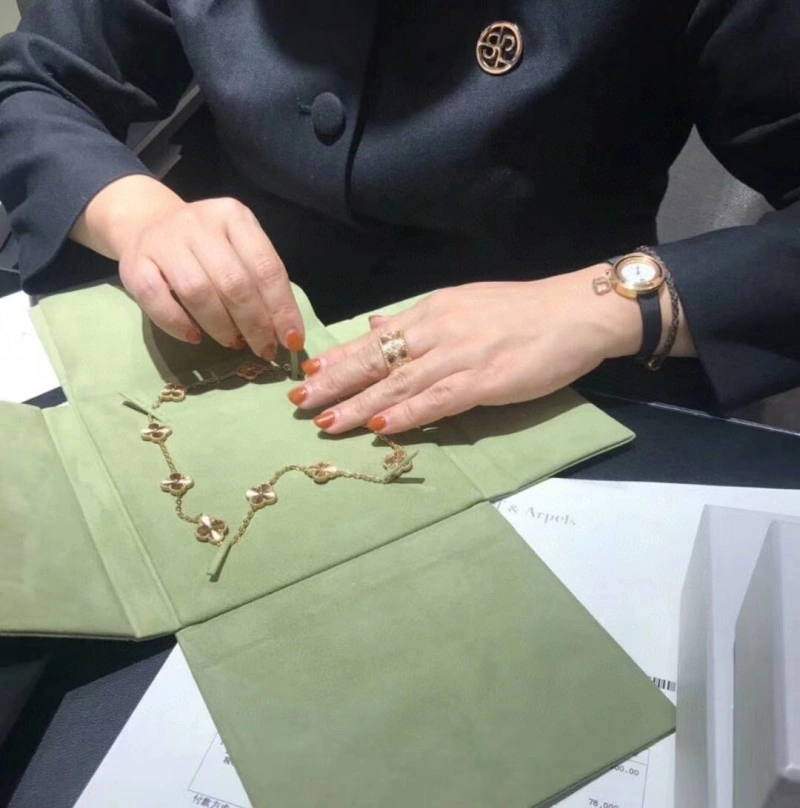 High accuracy Vca Necklaces