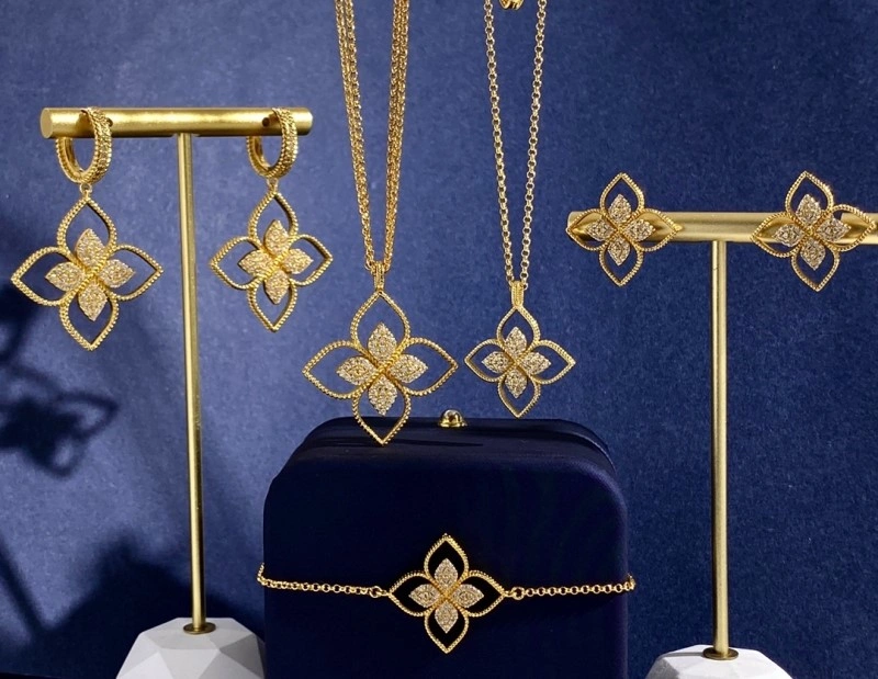 Economical Vca Necklaces
