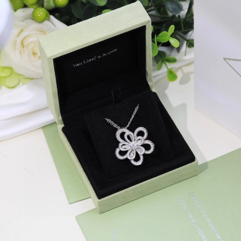 High accuracy Vca Necklaces