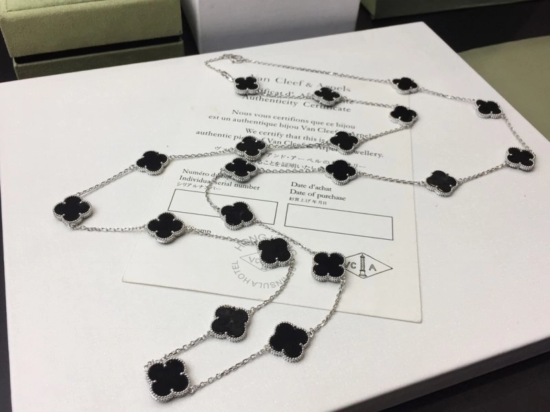 Exact replica Vca Necklaces