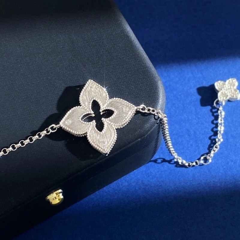 Real Vca Necklaces