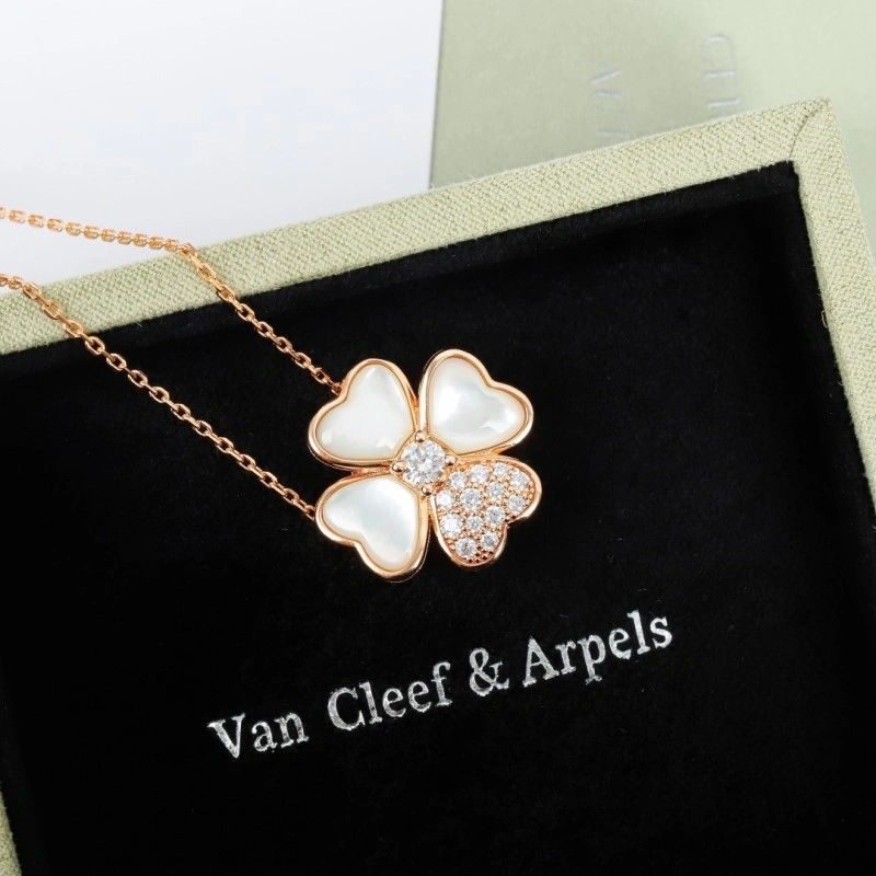 Discounted Vca Necklaces