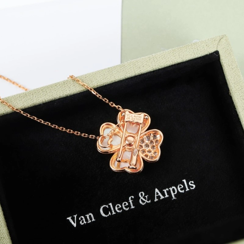 Discounted Vca Necklaces