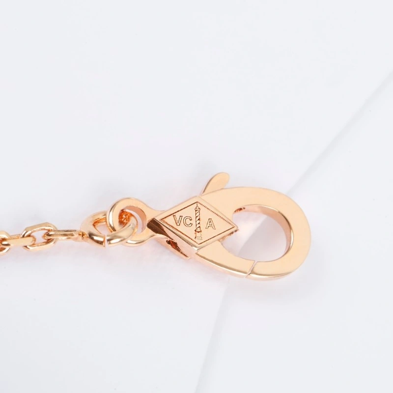 Discounted Vca Necklaces