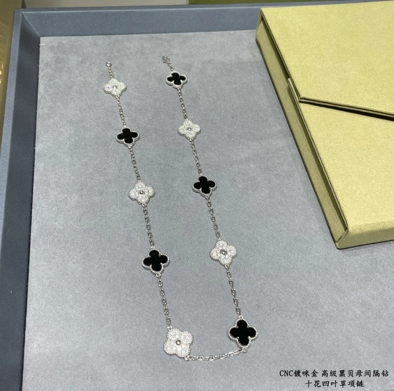 Top match Vca Necklaces