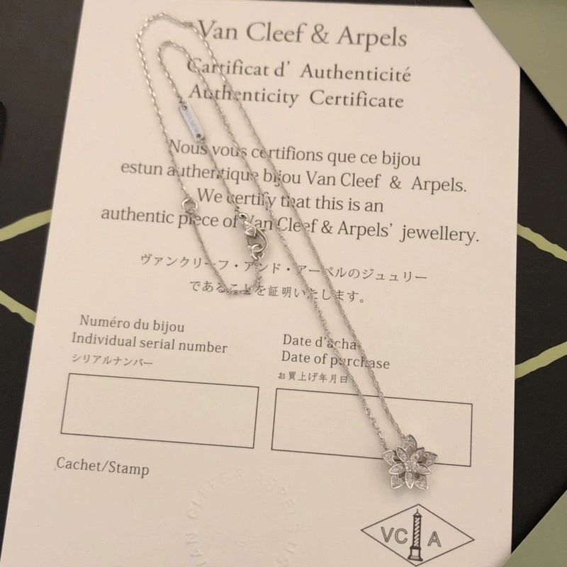 Value-priced Vca Necklaces
