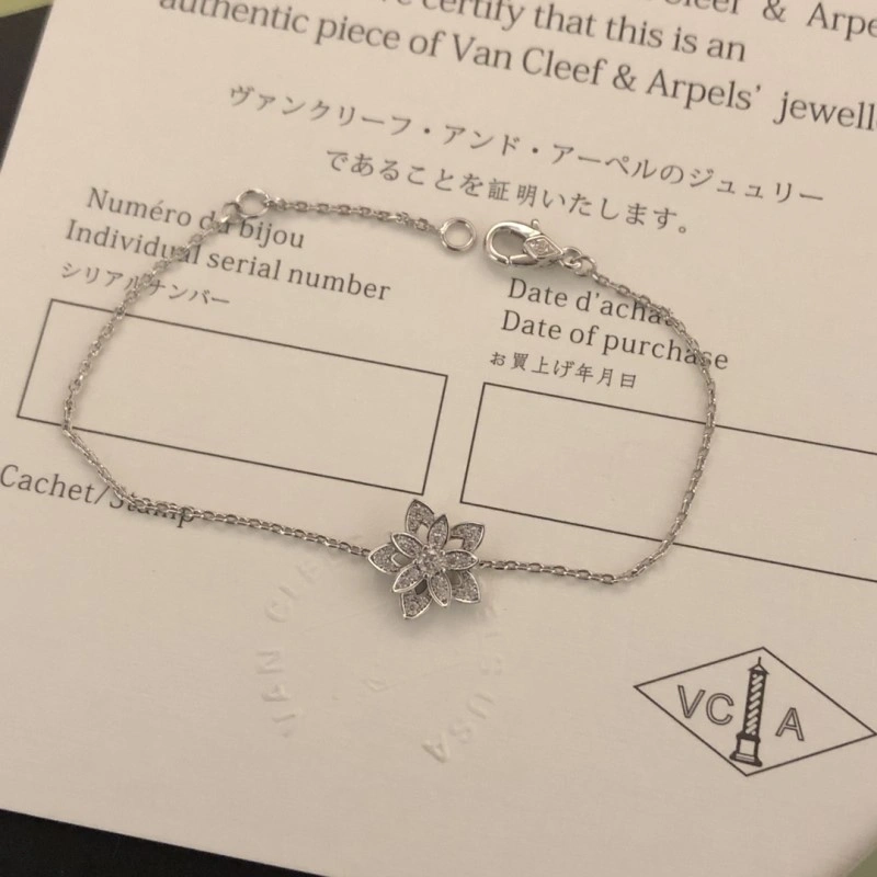 Value-priced Vca Necklaces