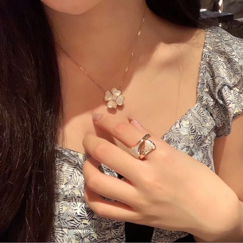 Legit Vca Necklaces