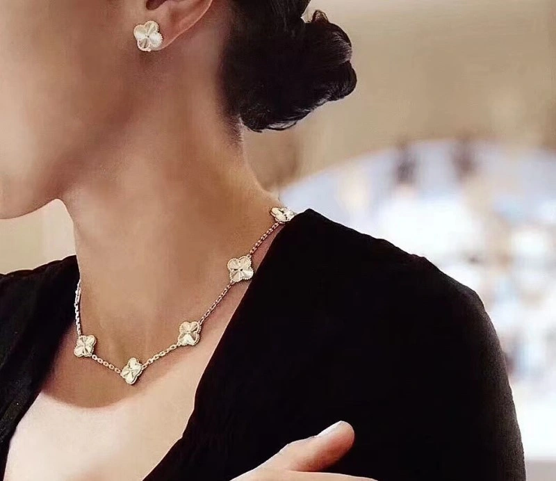 Value-priced Vca Necklaces