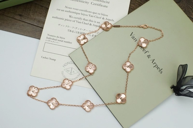 Value-priced Vca Necklaces