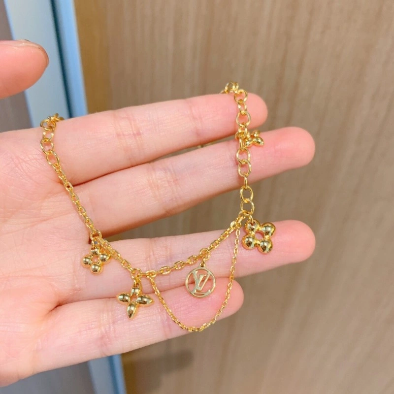 Real Vca Necklaces