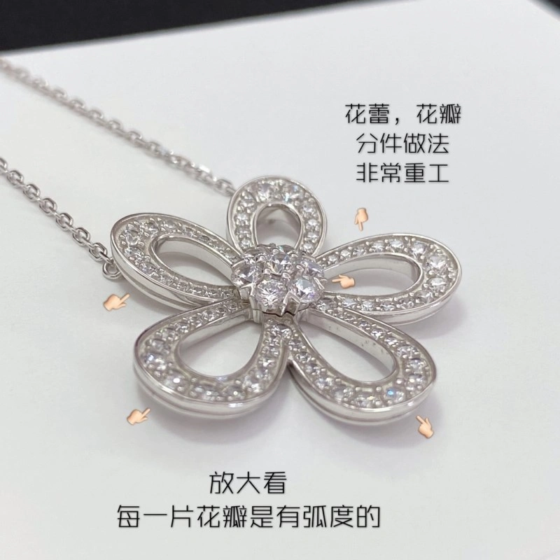 Brand-authenticated Vca Necklaces