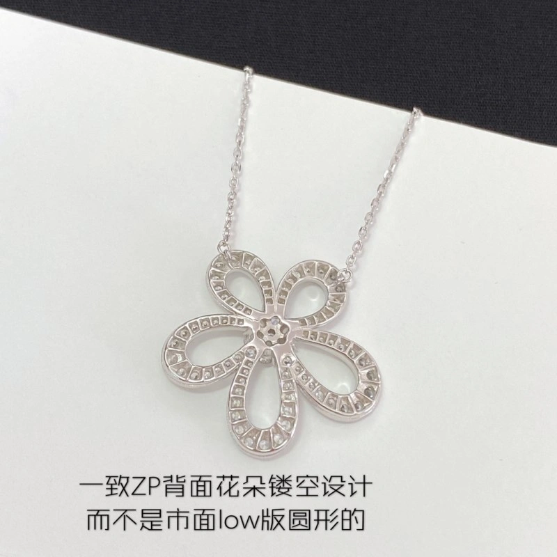 Brand-authenticated Vca Necklaces