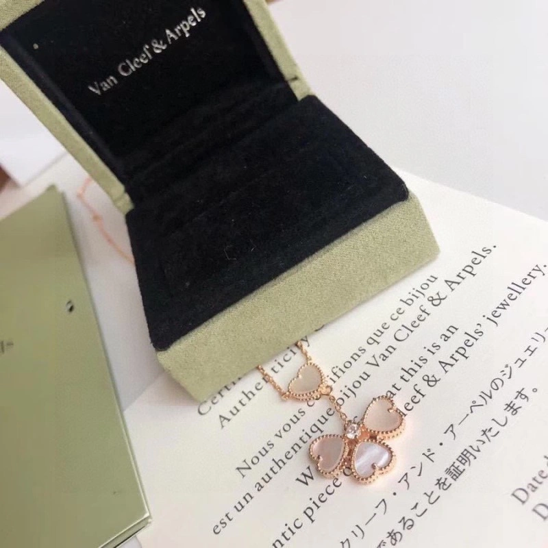 Cut-rate Vca Necklaces